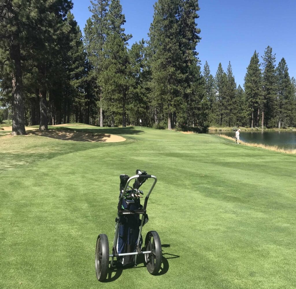 The 8 Best Bend Oregon Golf Courses to Play Right Now
